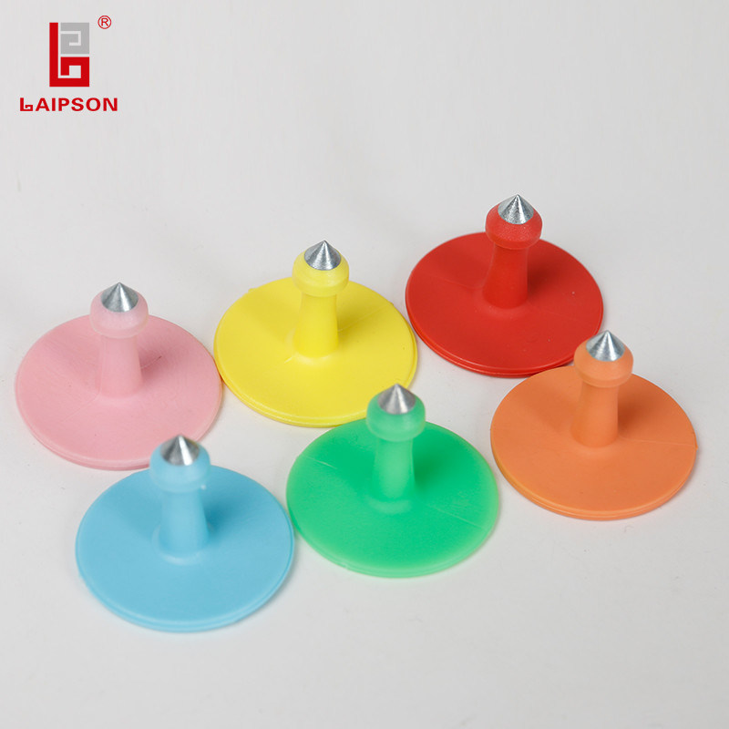 Round Small Animal Pig Button Ear Tags Multi Colors For Livestock Supplier