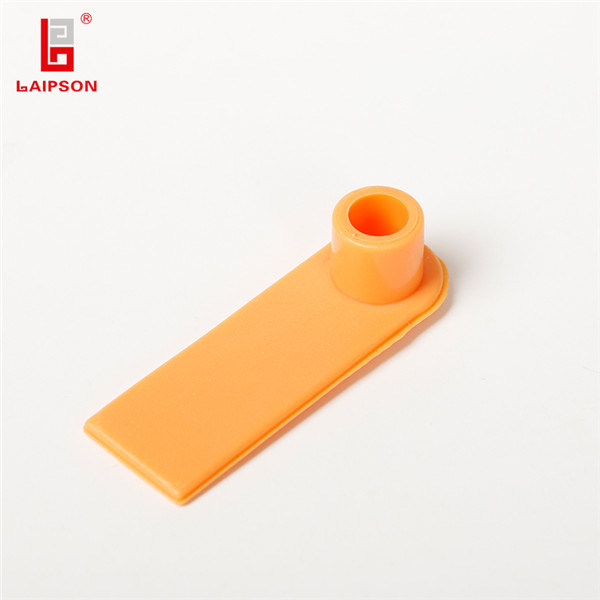 RFID Electronic Livestock UHF Ear Tag 28mm*22mm For Sheep Goat Group ...