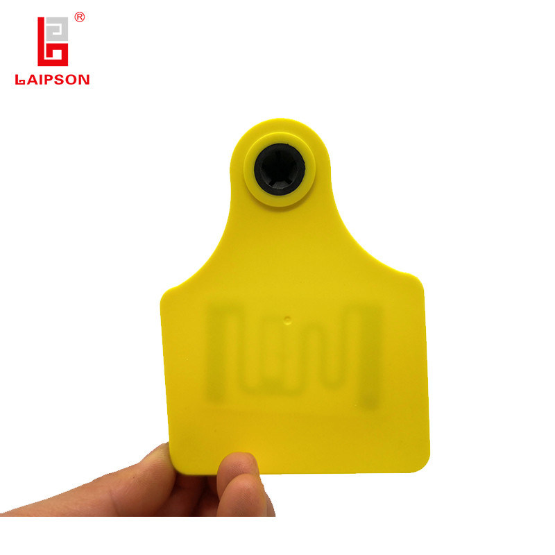 100MM 75MM Tamperproof UHF Ear Tag For Livestock Group Identification