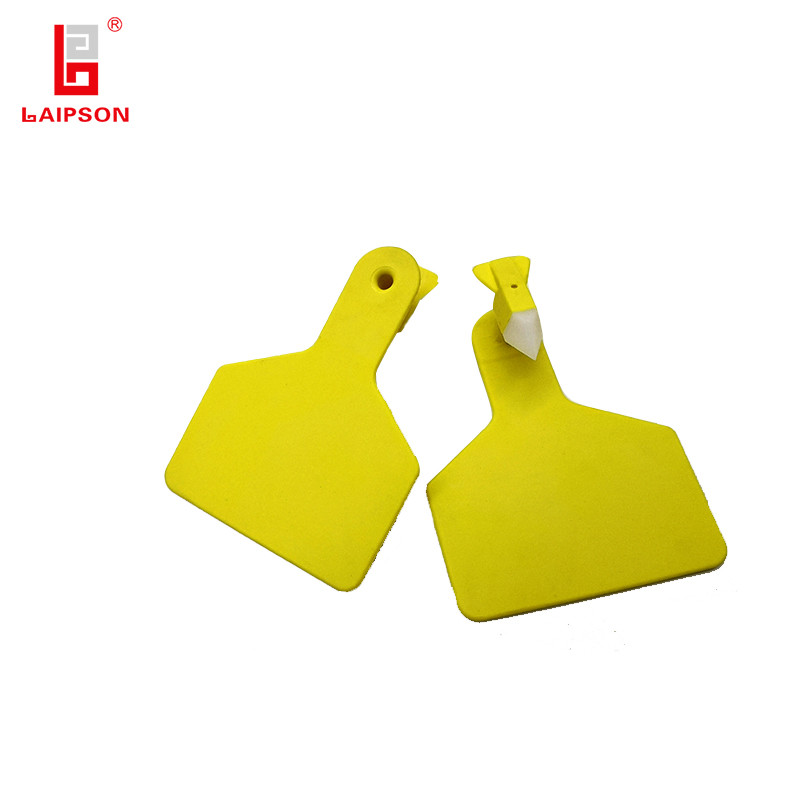 One Piece Livestock Electronic Cow Tags , Uhf Cattle Tags No Snag 82*62mm
