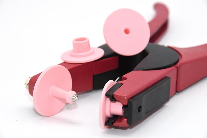 Stable UHF Pink Goat Cow Sheep Button Ear Tags 32*28mm ISO18000-6C Stadard