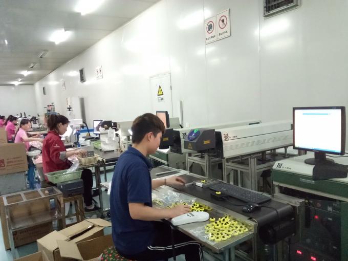 USDA Integra MINI Swine Ear Tags , RFID Electronic Tag With Buttons ...